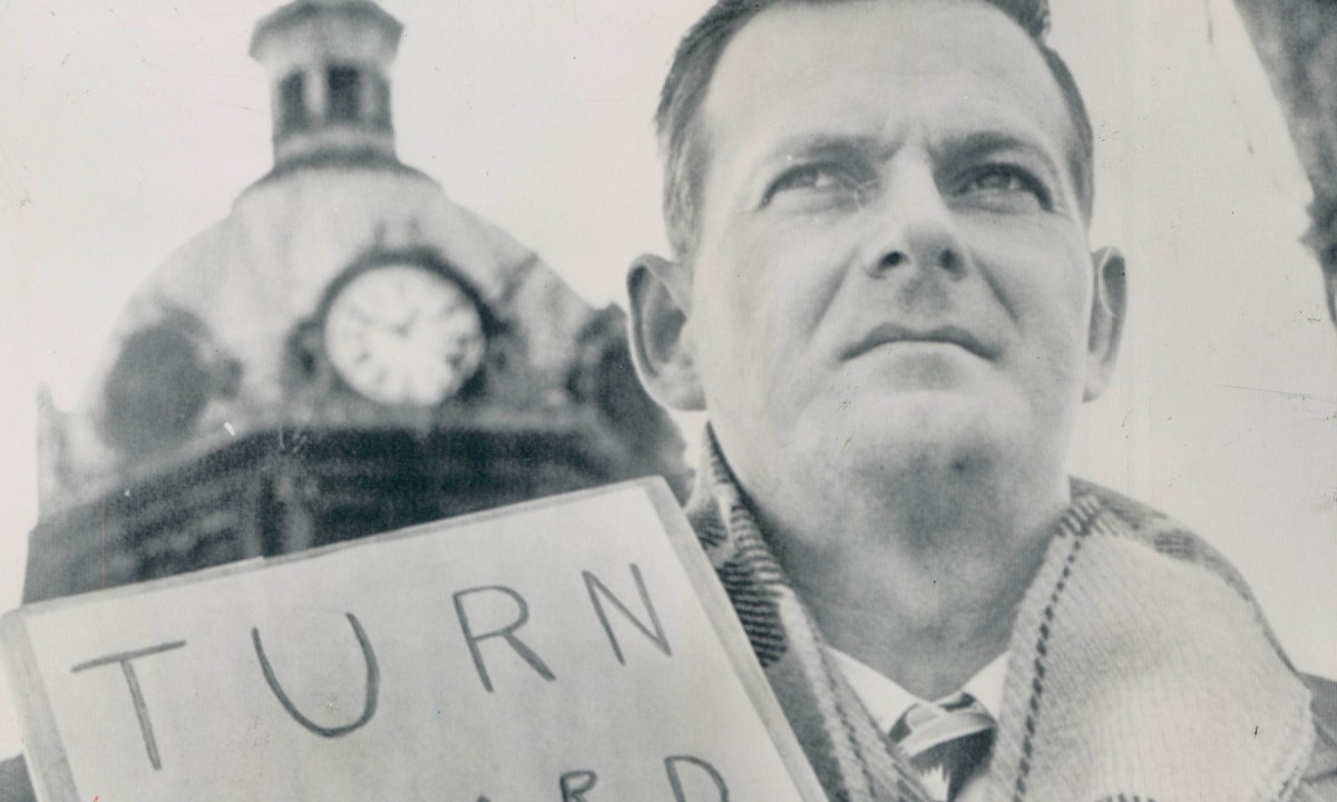 William Lewis Moore: Carrier of Courage | About the Hero | Lowell Milken Center